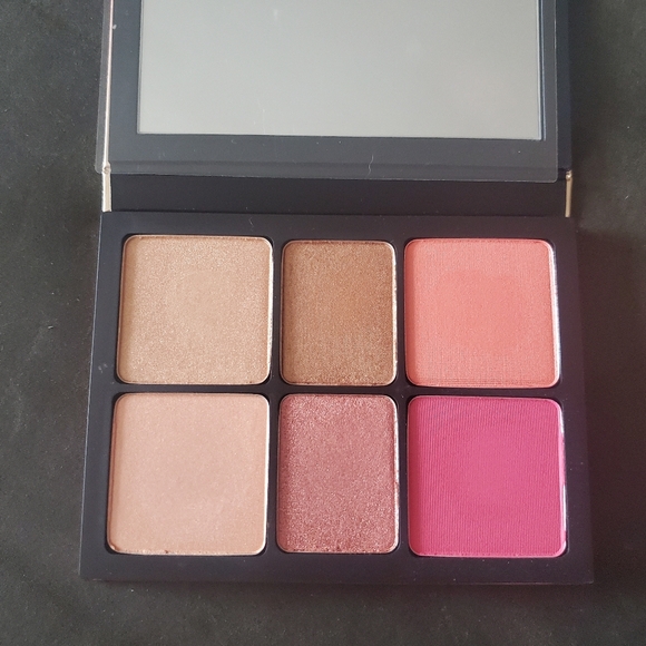 Smashbox | Makeup | Smashbox Cali Kissed Blush And Highlighter Palette ...